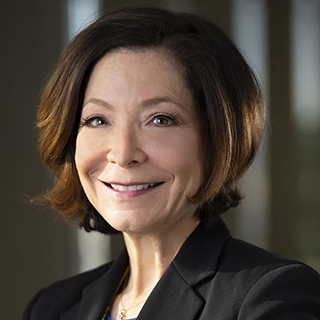 2022 Most Influential in Healthcare Leslie Davis | Modern Healthcare