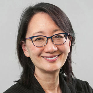 2020 Top 25 Minority Leaders Dr. Vivian Lee | Modern Healthcare