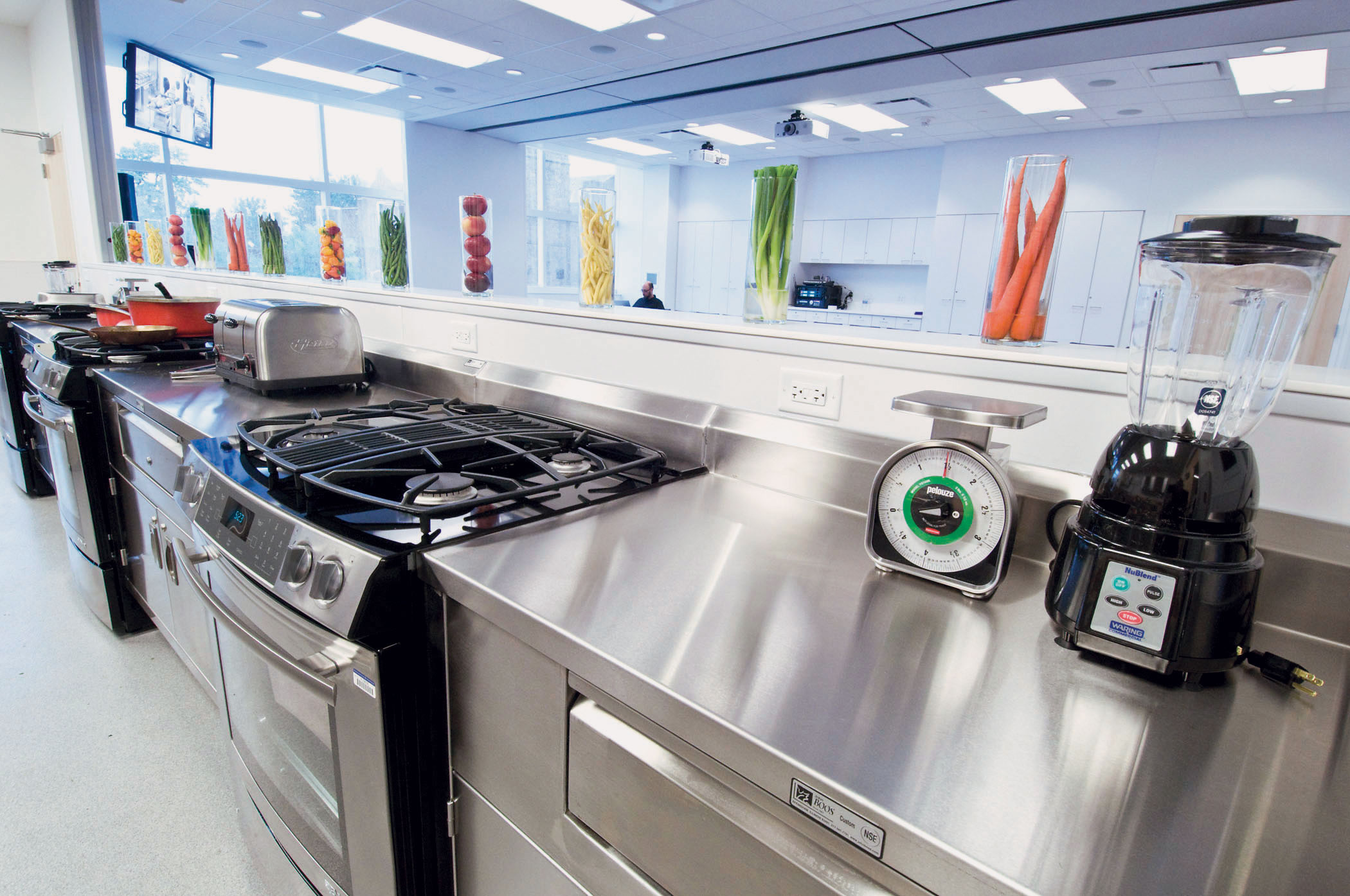 Not your grandfather's hospital food: Health systems make meals part of ...