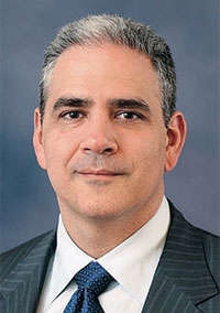 2012-most-influential-in-healthcare-ralph-de-la-torre | Modern Healthcare