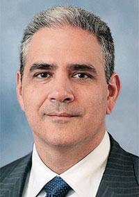 2013-most-influential-in-healthcare-ralph-de-la-torre | Modern Healthcare