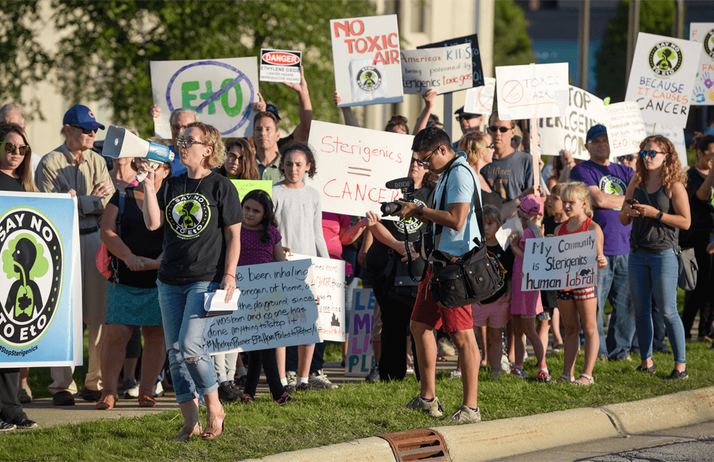 Why is carcinogen ethylene oxide used to sterilize medical devices ...