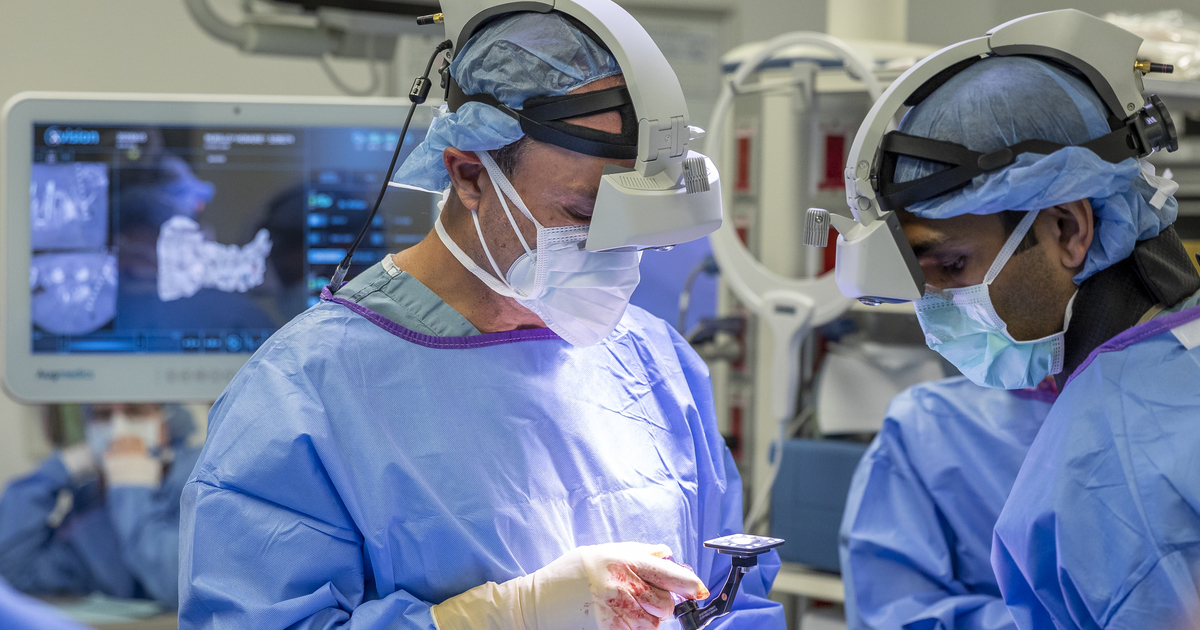 Augmedics gets $82.5M funding round for AR spinal surgery tool | Modern ...