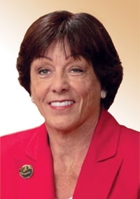 2013-top-25-women-leaders-in-healthcare-karen-daley | Modern Healthcare