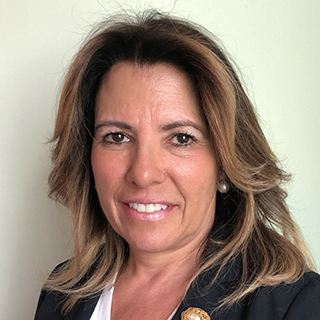 Beth Oliver: Most Influential Clinical Executives 2024 | Modern Healthcare