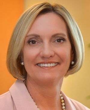 2017 Top 25 Women Leaders in Healthcare Annette Walker | Modern Healthcare