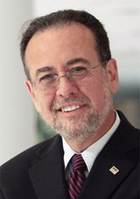 2013-most-influential-in-healthcare-alan-aviles | Modern Healthcare