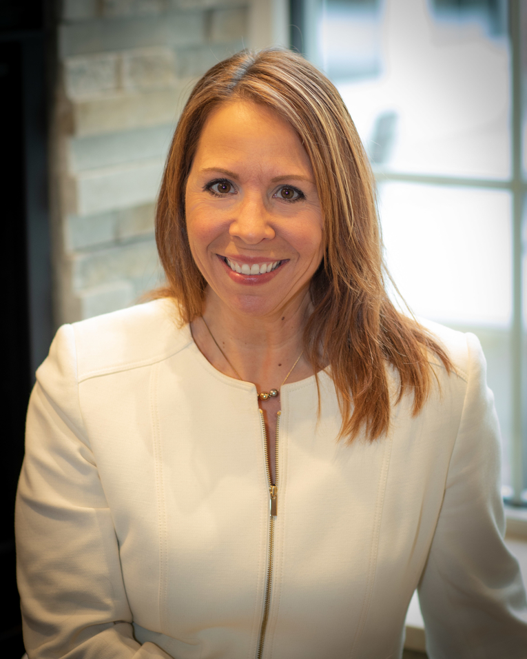 Dr. Kelly Piascek | Modern Healthcare